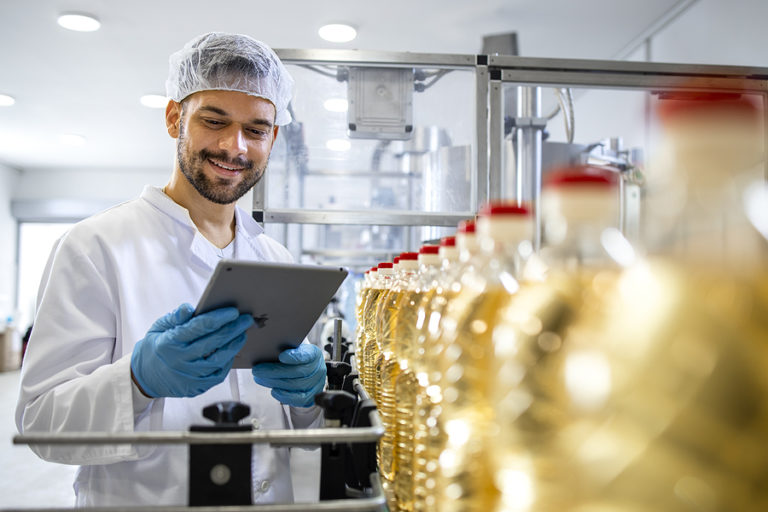 Welcome to the New Era of Smart Manufacturing, Where Workers Are ...